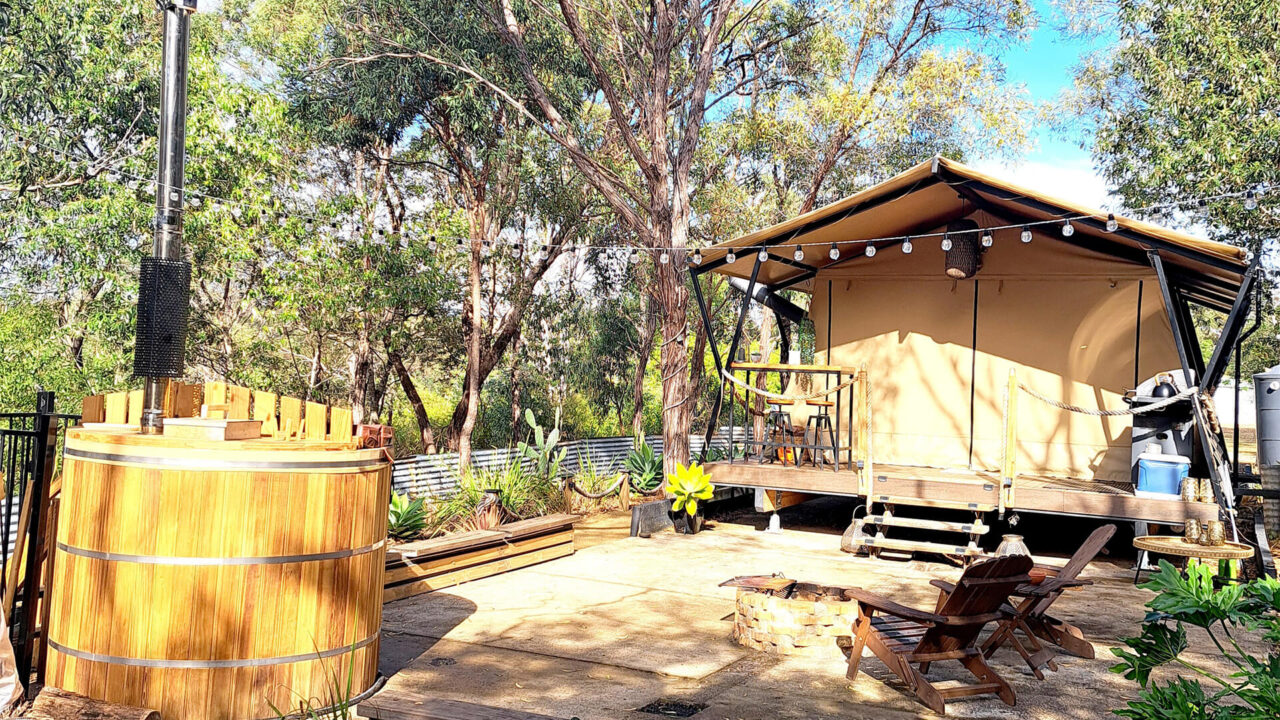 Accommodation - Moogie House Glamp and Pod
